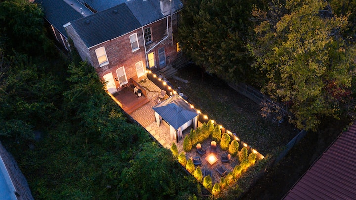 The Manhattan ~ Hot Tub, Fire Pit, Grill & Chill - Louisville, KY