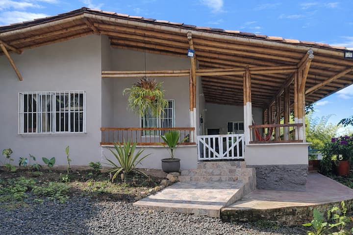 Casa Campestre Con Piscina Privada | 20 Personas - La Virginia