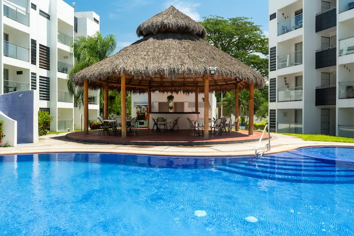Departamento Condominio La Ceiba, Alberca Y Palapa - Manzanillo, Colima, Mexico