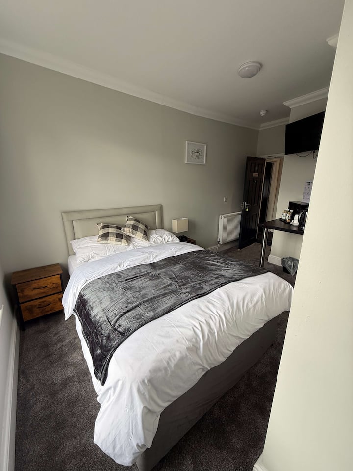 Great Western Room 3 By Abergavenny Station - Abergavenny