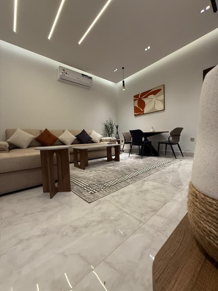 Two Bedroom Suite And Living Room - Saudi Arabia
