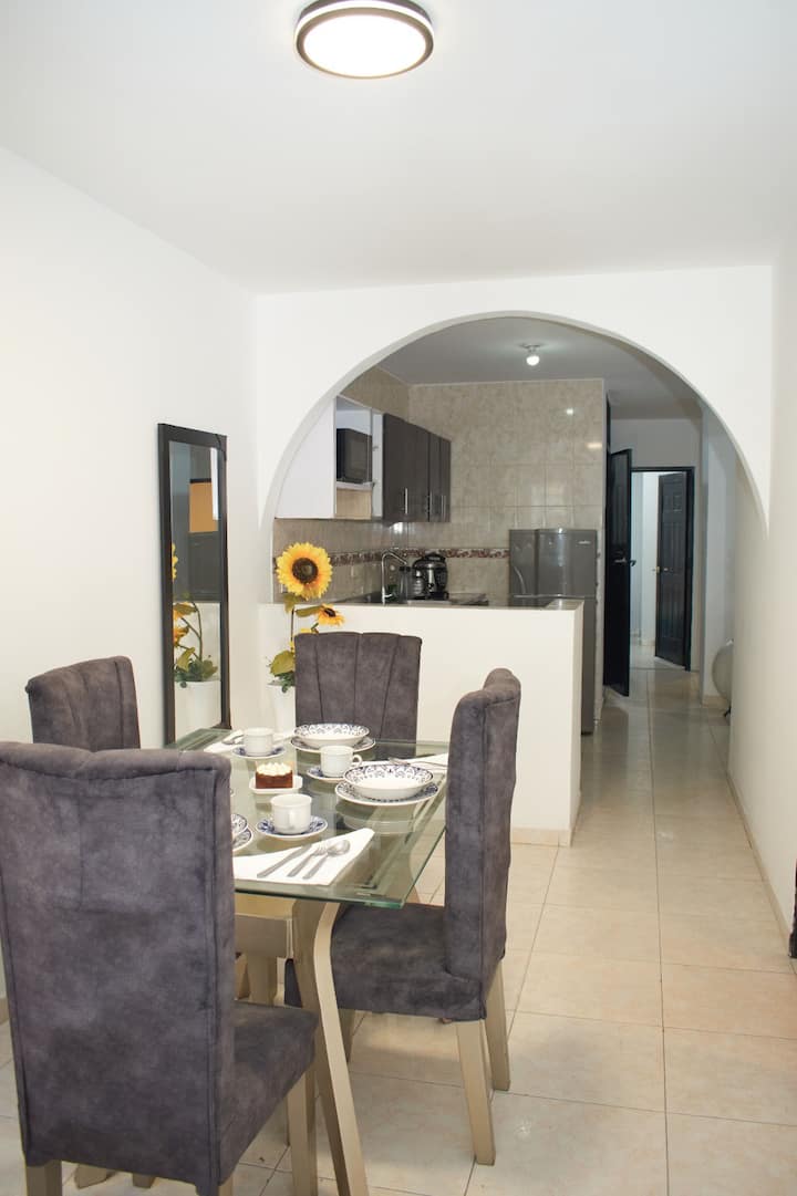 8 Soles En Esta Casa - Cali