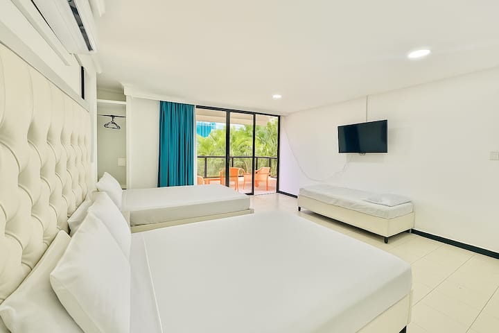 Apartamento Cerca Al Laguito Con Balcón. - Cartagena, Colombia