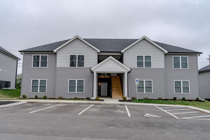 Home Away - Elizabethtown, KY
