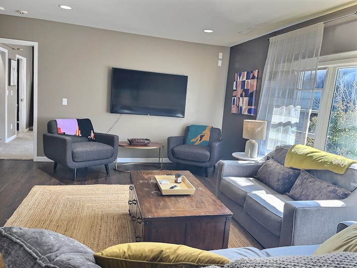 Stylish 2br In Downtown Billings - Billings, MT