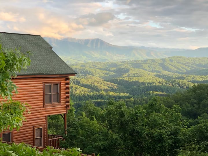 Breathtaking Mountian Views Close To Dollywood - Tennessee