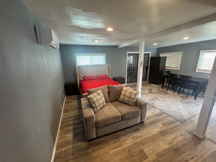 Newly Furnished | Studio Home In Los Angeles - Hawthorne