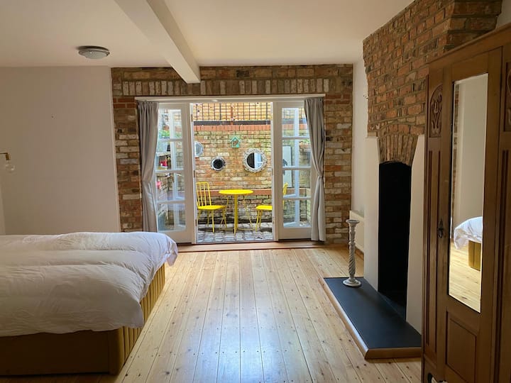 Stylish Vip Pad | Free Breakfast & Parking - Londen