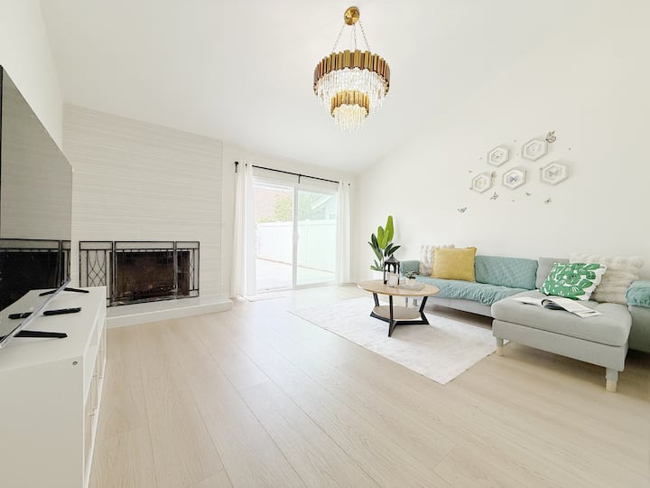 25% Off Near Irvine 3b2b House - Lake Forest, CA