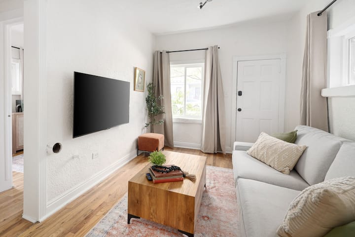 Large Tiny Home In Curtis Park - Denver, CO
