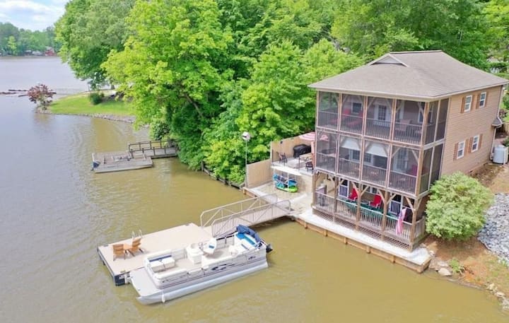 Waterfront Private Dock Lake House Family Retreat - Pebble beach, Denton