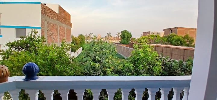 Nicole Villa Luxor - Luxor