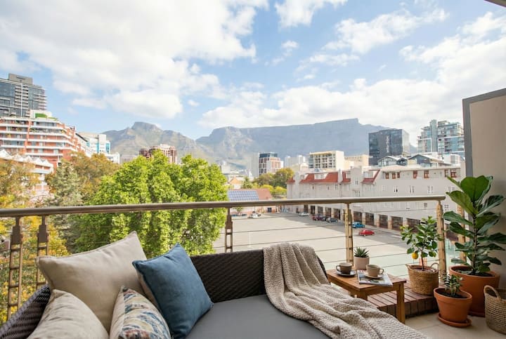 Rockwell Suite - Stunning Views - De Waterkant - Cape Town