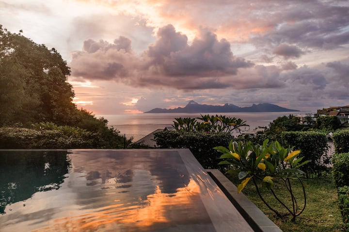 Apéro Sunset: Vue Splendide Lagon Et Moorea - Polynésie française