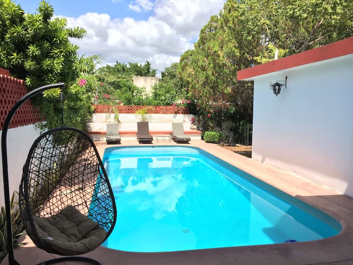 Gran Departamento En Casa De Huéspedes C/alberca - Mérida, México