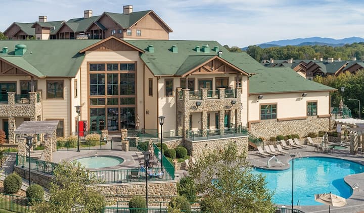 Presidential 4bd In Smoky Mountains - Sevierville, TN