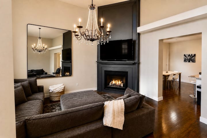 New! 3 Private King Suites | Walk To The Village - Meridian, ID