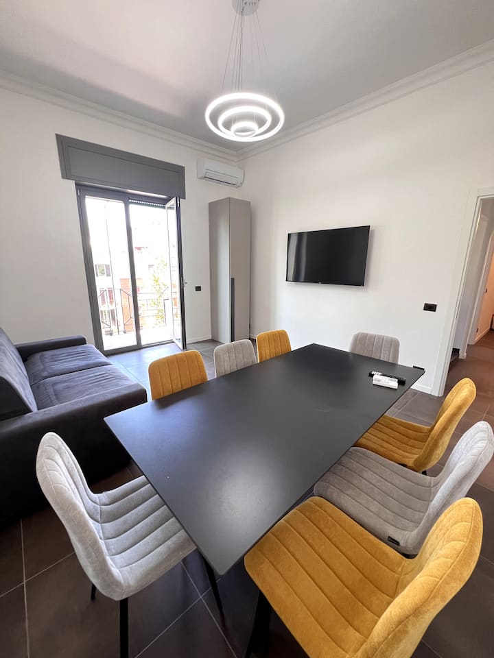 Luce Di Roma Top Floor Apartment Near Vatican - Vatican City