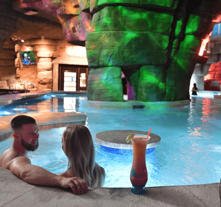 Cozy 3br Poconos Home • Near Kalahari & Lake - Pocono Lake, PA