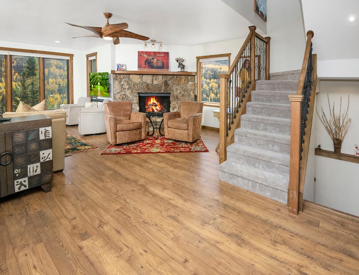 Gorgeous Townhome W/ Spectacular Vail Mtn Views! - Vail, CO