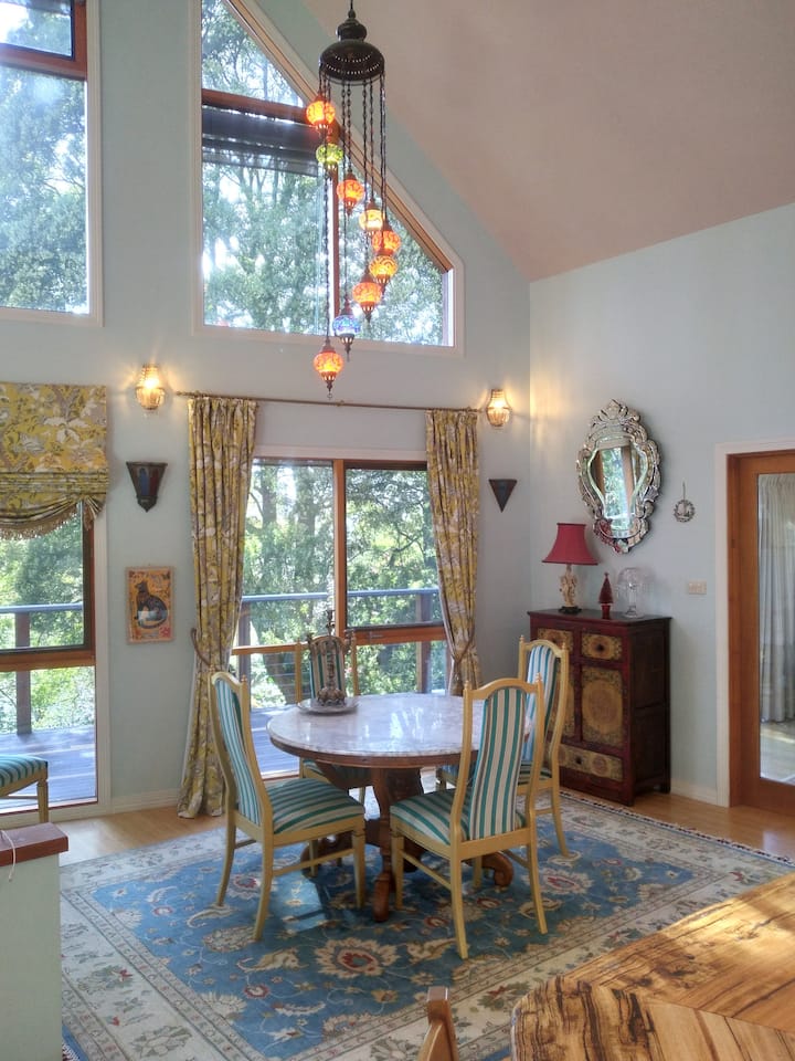 'Leahcim Haven'
The Ultimate Retreat - Dandenong Ranges