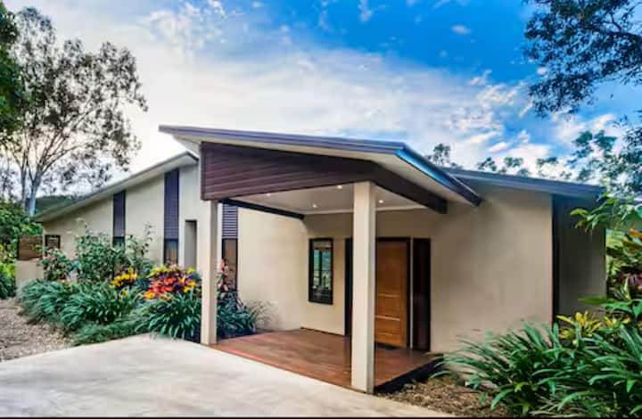 Seclude Rainforest Retreat - Acacia - Proserpine