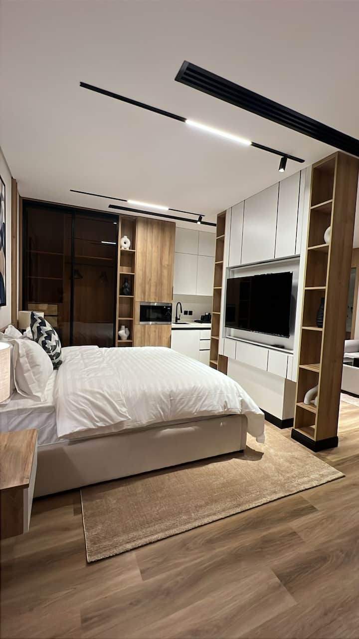 Elegant Apt • Balcony — Olaya 07 - Riad