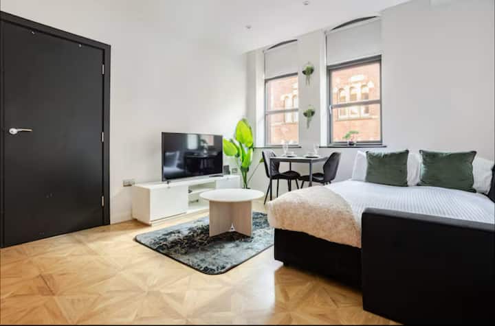 1-bed Contractor/business Stay In Central Leeds - Leeds