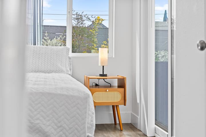 7br/8ba Spacious Home|central La - Culver City