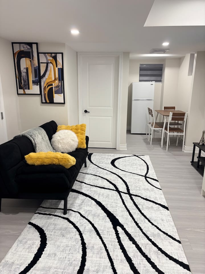 Zeez Cozy Suite - Burlington