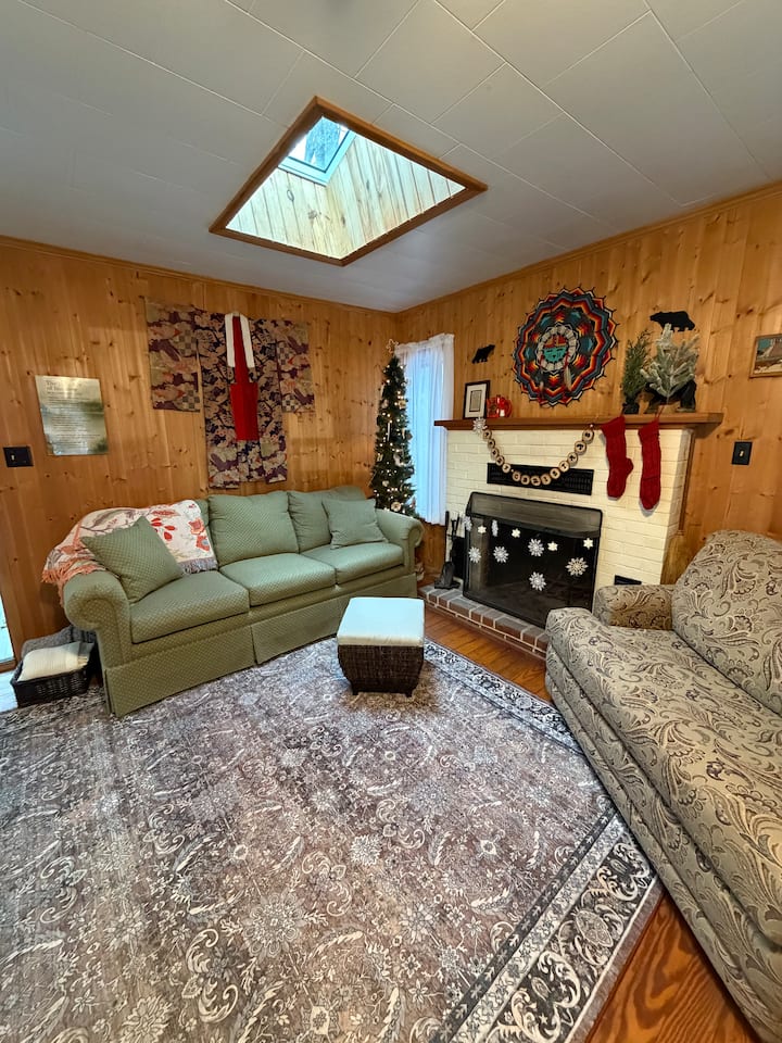 The Green Glade @ Orchard View Cabins - Pennsylvania