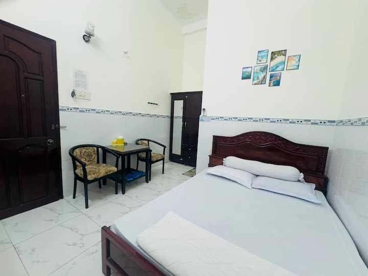 Phòng Deluxe Giường đôI 2 Người - Cà Mau