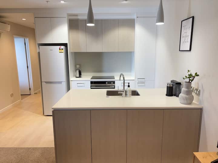 Cozy 1br Apartment With Sea View + Car Park - Auckland