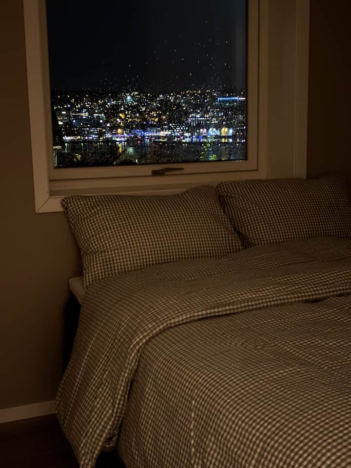 Flott Og Sentral 3-roms Leilighet - 