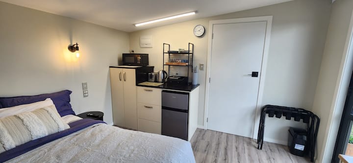 Rest & Recharge Retreat For 1 - 2 Guests - Ashburton