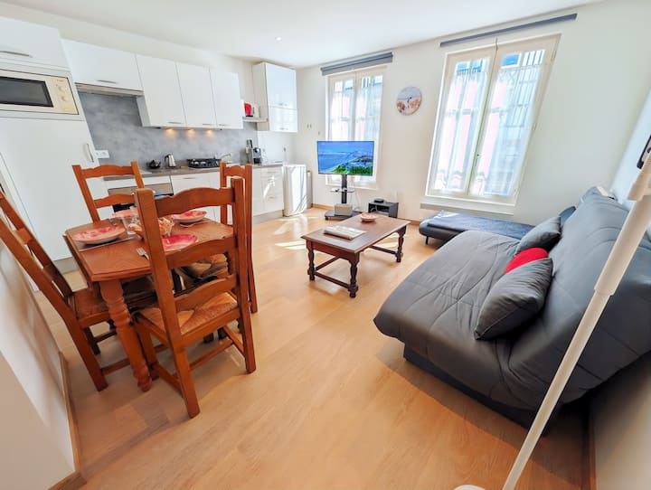 Cœur De Ville: Plage, Gare, Casino & Centre à Pied - Deauville