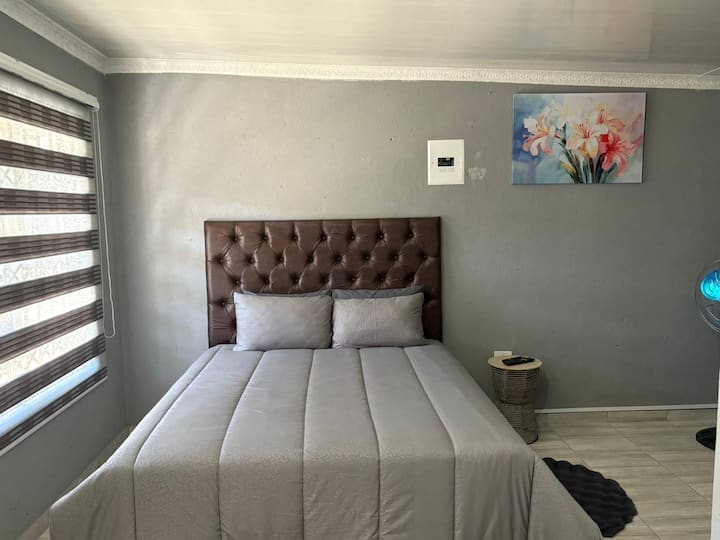 Elegant Room - Sun City