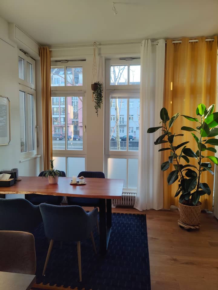 Central, Bright & Cozy Apartment - Karlsruhe
