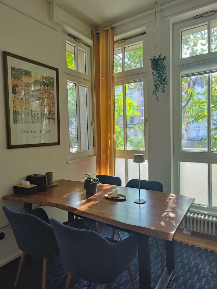 Modern • Cozy • Central • Spacious • Balcony - Karlsruhe