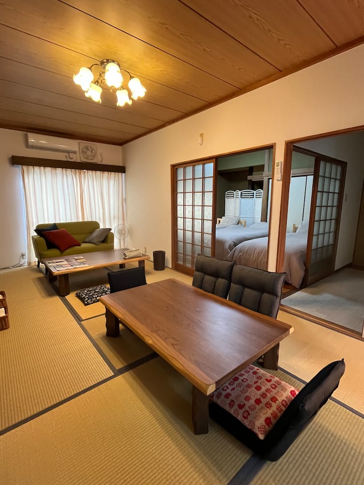 一軒屋をまるまる一棟貸・1組様最大10名宿泊可能、大分の城下町臼杵に泊まって、大分を周遊。 - 우스키시