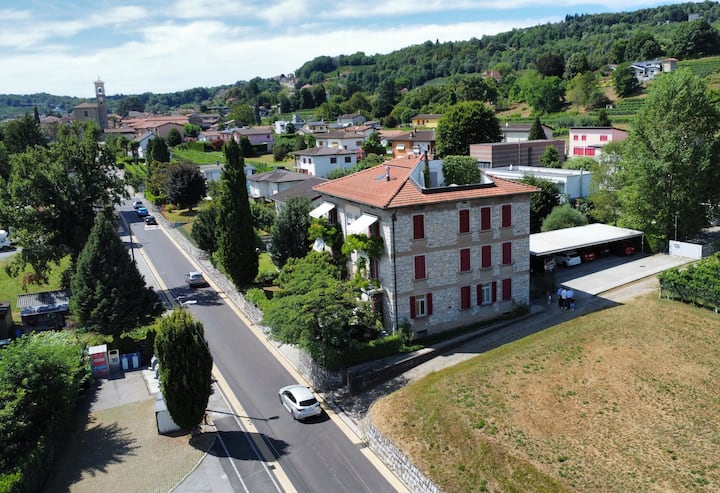 Spazioso Appartamento Per 5 Persone - Mendrisio