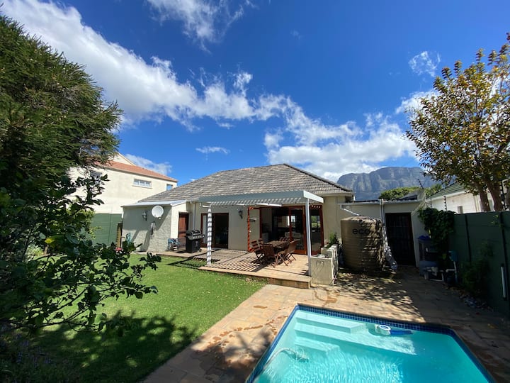 Cosy Home In Claremont | For The Whole Family! - Cape Town