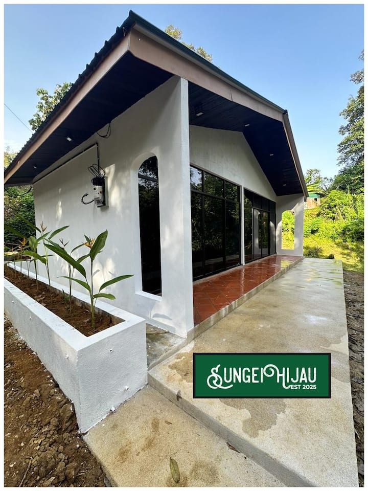 Enjoy The River View From The Room - Batang Kali