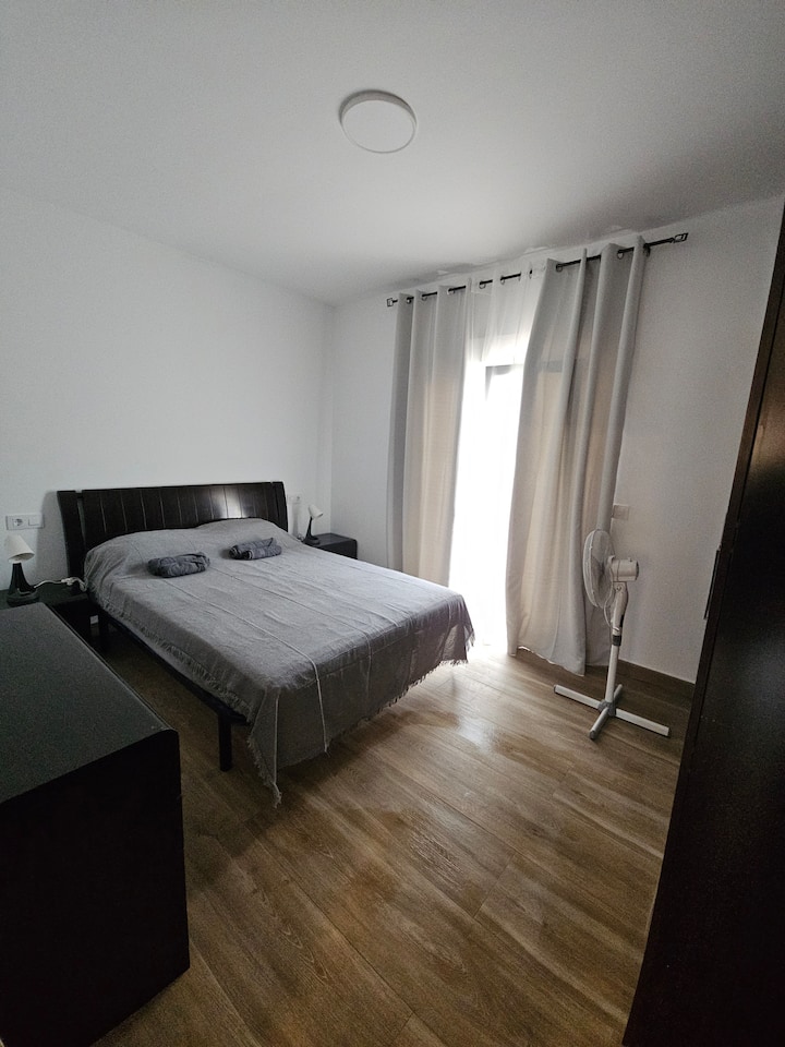 Apartamento Familiar Con 2 Dormitorios 69a - Almería