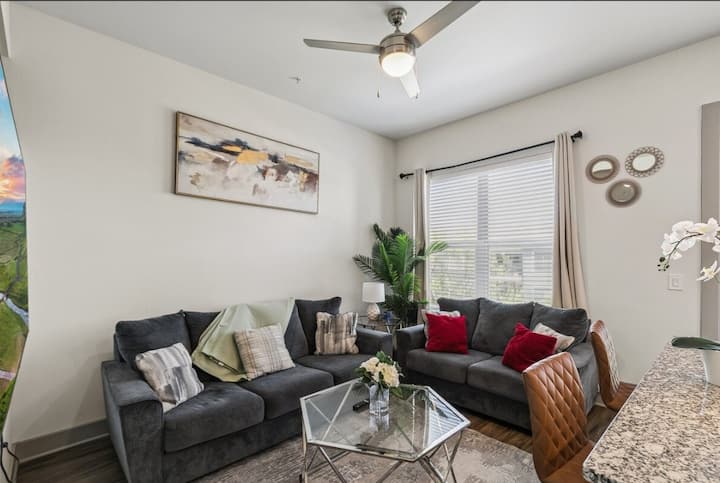 Awesome And Cozy -1bed/bath Apt - 弗裏斯科