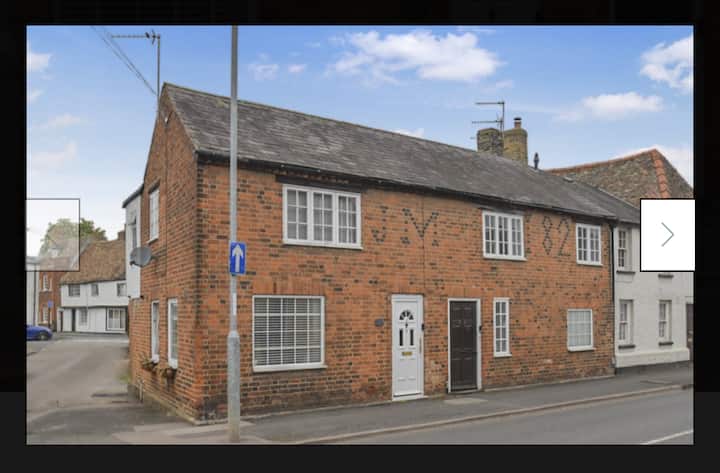 Charming Apartment In The Heart Of Godmanchester - Bedfordshire