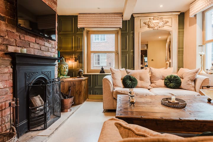 Boutique Hideaway - Northwich