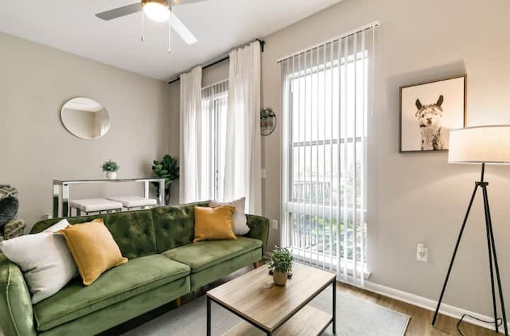 Lively Haven Studio Close To Legacy West - Frisco, TX