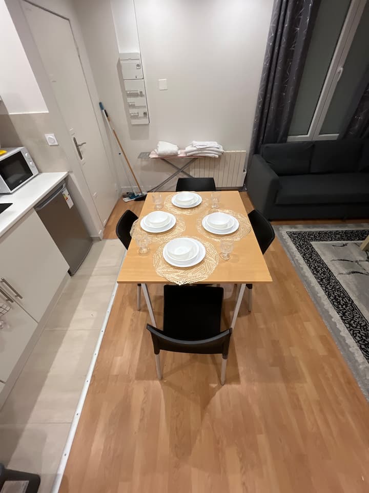 Appartement F3 En Parfait éTat - Porte de Paris, Saint-Denis