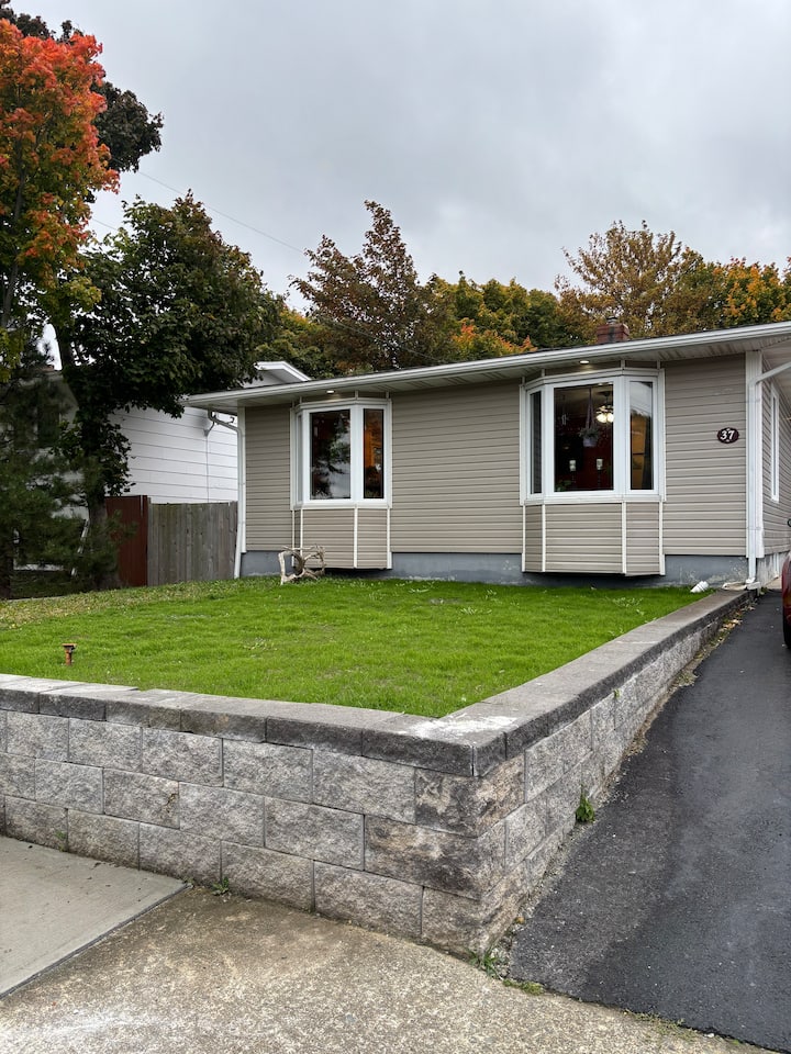 3 Br < 10 Mins To Hospitals, Mall & Downtown - 세인트 존스